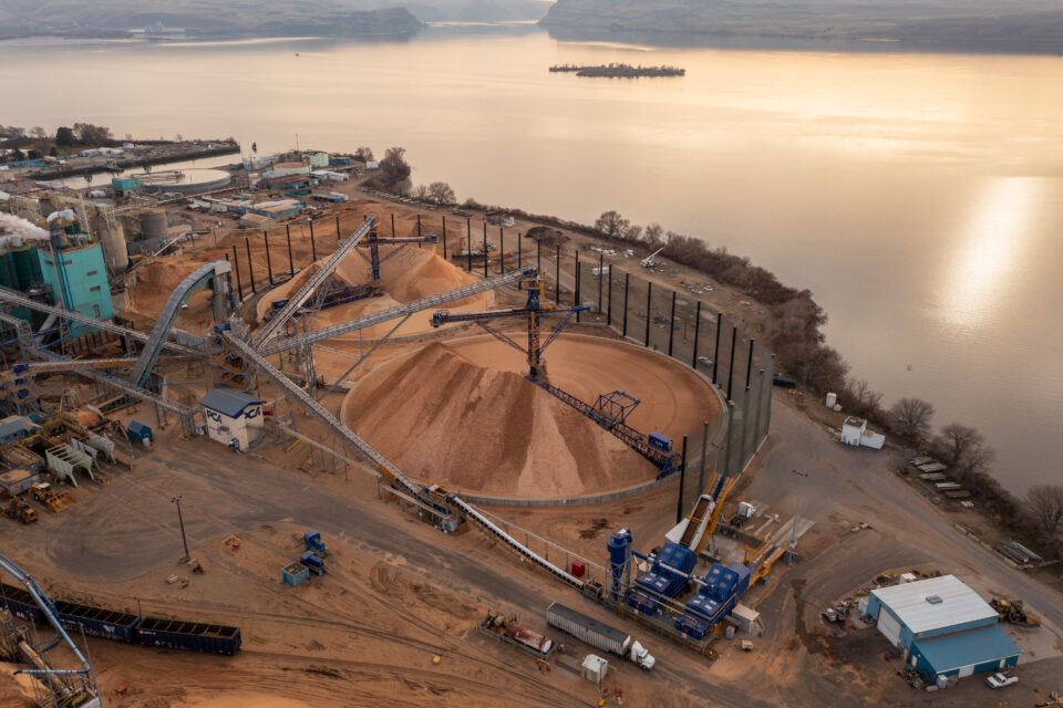 Stacker installation and commissioning – Wallula, Washington, USA ...